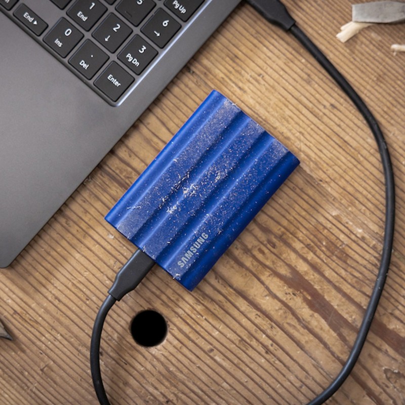Samsung MU-PE4T0S T7 Shield Portable SSD 4 TB USB 3.2 (Gen2 10Gbps ...