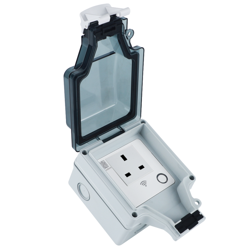 2G Weatherproof Uk Smart Switched Socket IP65 - GeeWiz